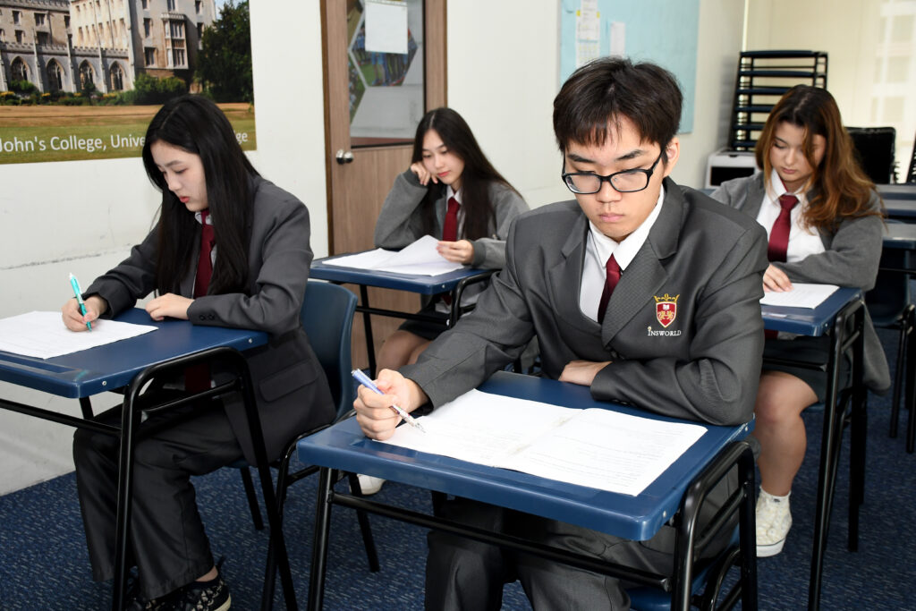 Singapore Learner: 5 Benefits of Smaller Class Sizes - Insworld Institute